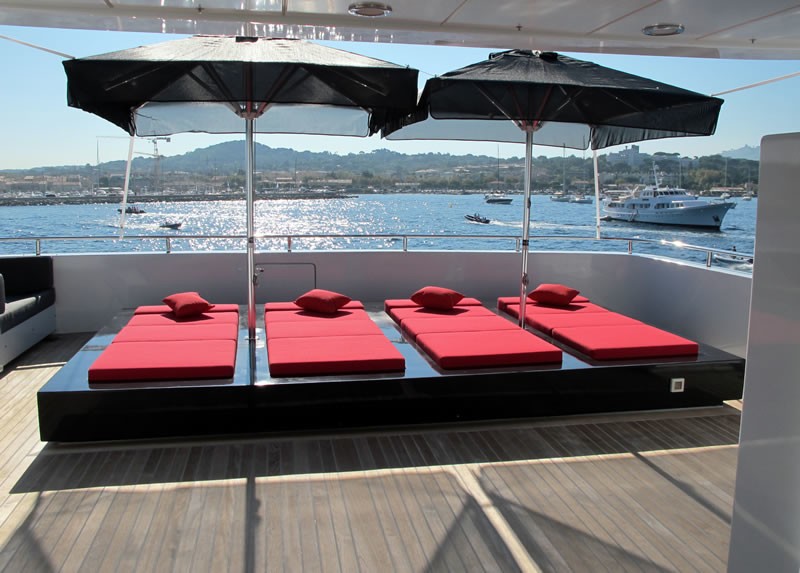 Yacht GRAYZONE, Concept Marine | CHARTERWORLD Luxury Superyacht Charters